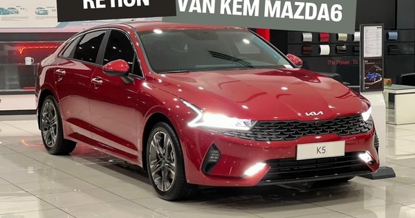 Kia K5 giảm giá tới 50 triệu tại đại lý: Bản ‘base’ còn gần 810 triệu ...