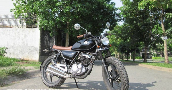 Suzuki EN-150A độ nhẹ nhàng với phong cách Tracker