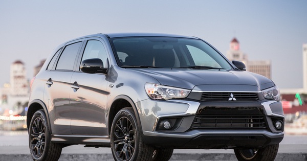 Mitsubishi Outlander Sport Limited Edition: Trang bị đầy đủ hơn, giá tốt