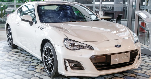 Xe thể thao Subaru BRZ 2017 lặng lẽ ra mắt Đông Nam Á với giá 1,18 tỷ Đồng