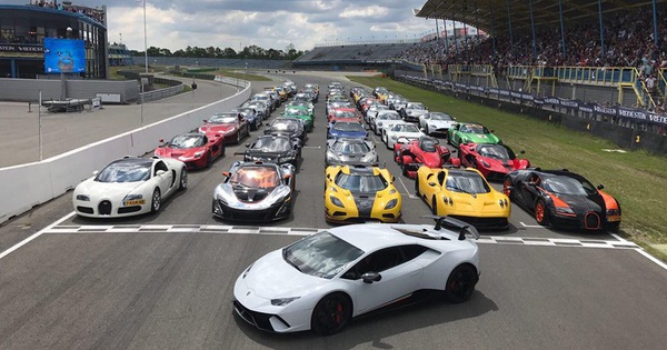 "Đại tiệc" siêu xe ở trường đua TT-Circuit Assen Hà Lan