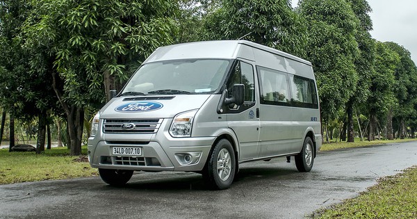 Ford Transit 2019 giảm giá, tăng thời gian bảo hành, cạnh tranh Hyundai ...
