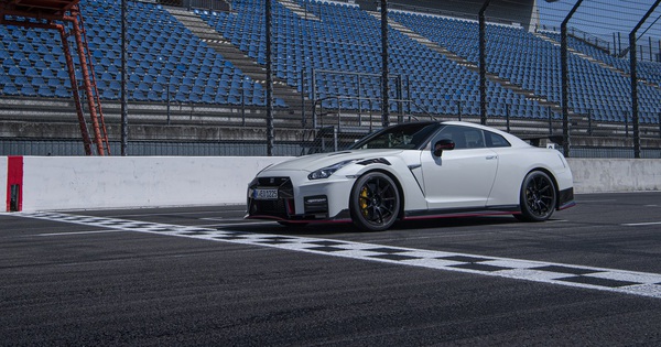 Nissan GT-R R35 Final Edition chuẩn bị chào sân với công suất khủng