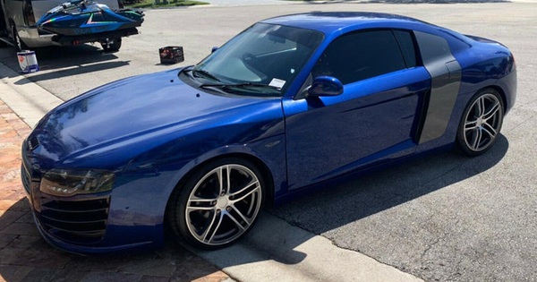 Audi R8 mới tinh tươm nhưng chỉ bán giá hơn 200 triệu đồng và đây là lý do