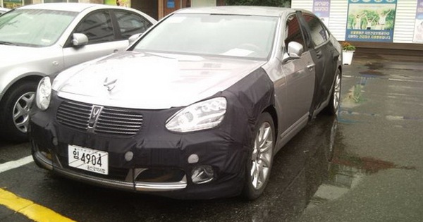 Hyundai Equus VL500 – Chiếc limousine sang trọng mới của Hyundai