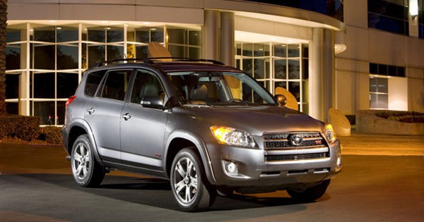 RAV-4 2010 – Thể thao hơn, thêm tính năng mới