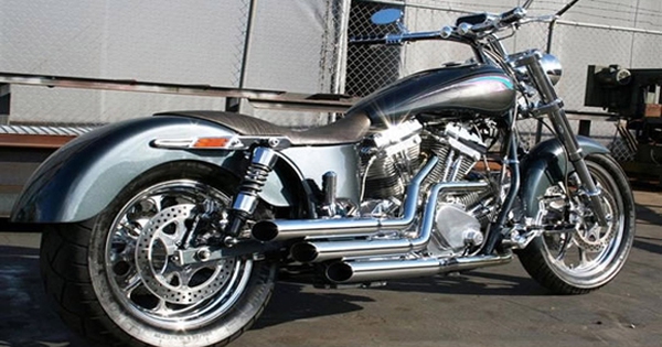 Feuling W3 Motorcycle – "bom tấn" đầu năm mới