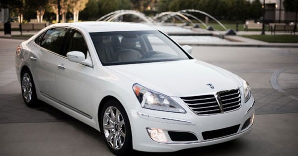 Hyundai Equus vượt BMW 7-Series và Mercedes-Benz S-Class