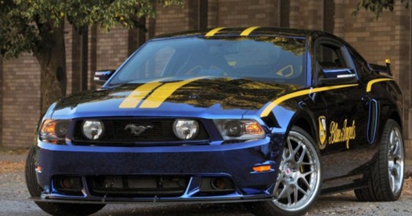 Ford Blue Angels Mustang GT: Thiên thần xanh mạnh mẽ