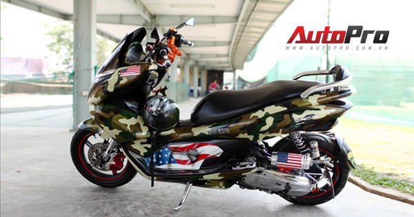 Honda PCX độ "khủng" tại Hà Thành