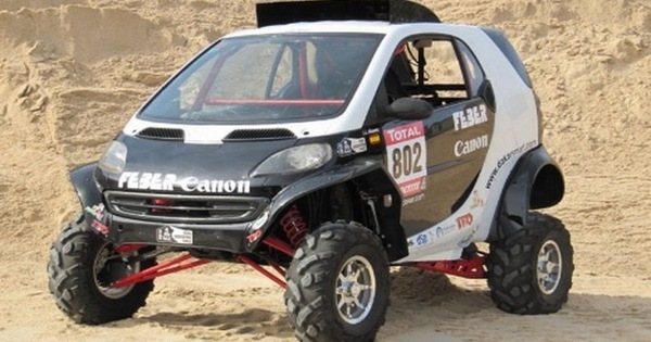 Biến Smart Fortwo thành xe đua địa hình