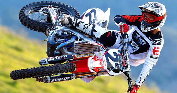 Video: Mãn nhãn với kỹ thuật biểu diễn đến từ nhà vô địch