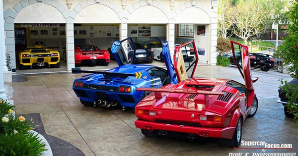 Gara siêu xe Lamborghini và Ferrari trong mơ